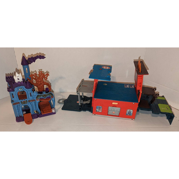 MATCHBOX | Toys | 204 2008 Matchbox Spooky Haunted House Fold N Go Fire ...